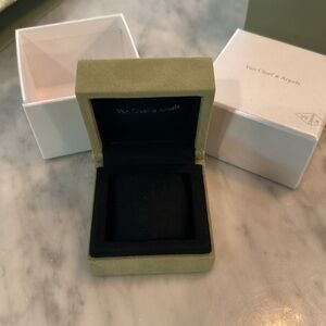 Van Cleef and Arpels | Accessories | Van Cleef And Arpels Box With Bag ...